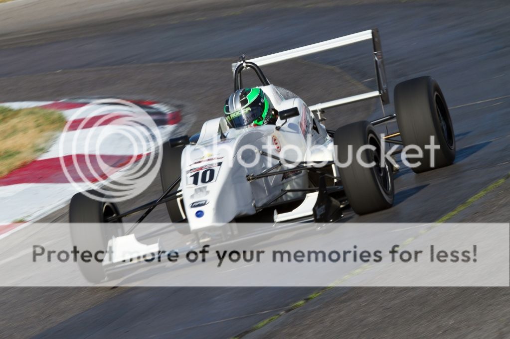 Con la mirada en la fórmula 2000 | Visiones Particulares